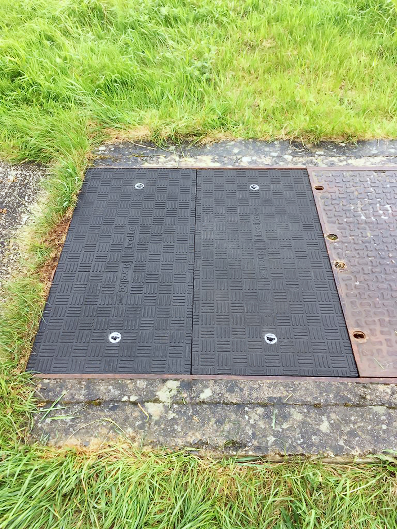 Regional Airport, Bedfordshire, UK - Fibrelite