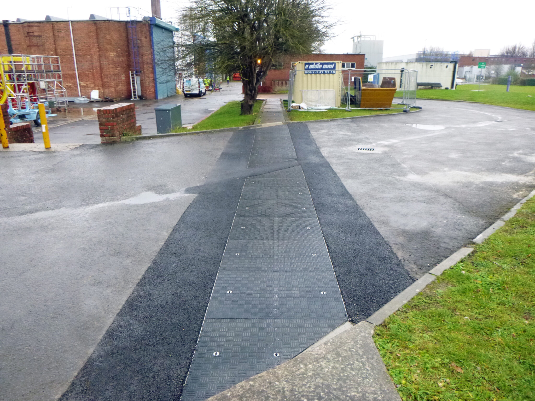 Engine Manufacturing Facility, Bristol, UK - Fibrelite